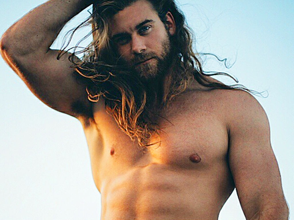 21 Reasons You Should Date A Guy With Long Hair 29Secrets 21 Reasons You Should Date A Guy With Long Hair 29Secrets