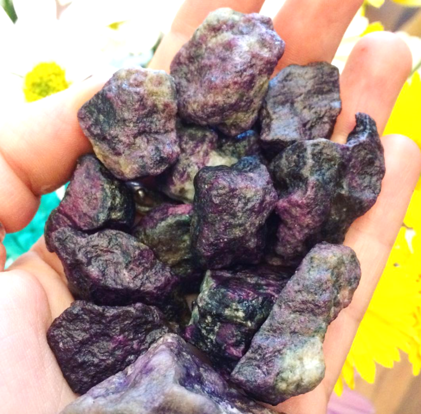 Good Vibes: A Beginner's Guide To Chakras & Crystal Healing