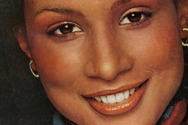 How Beverly Johnson’s Groundbreaking August 1974 'Vogue' Cover Changed ...