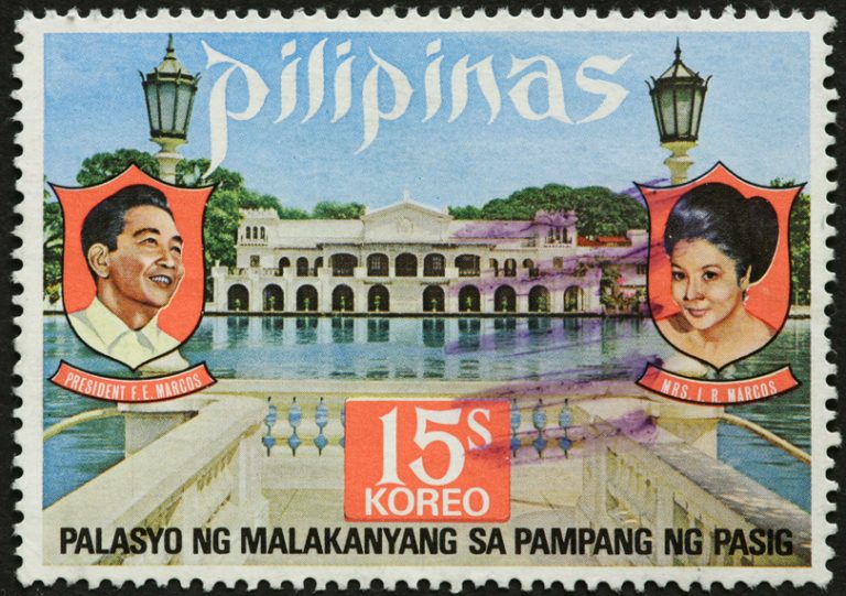 THE STORY OF: Imelda Marcos' Legendary Shoe Collection - 29Secrets
