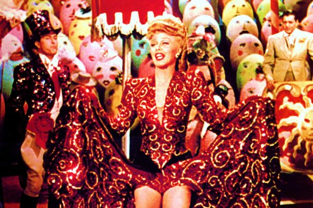 Lady In The Dark: The Most Expensive Costume In Film History - 29Secrets