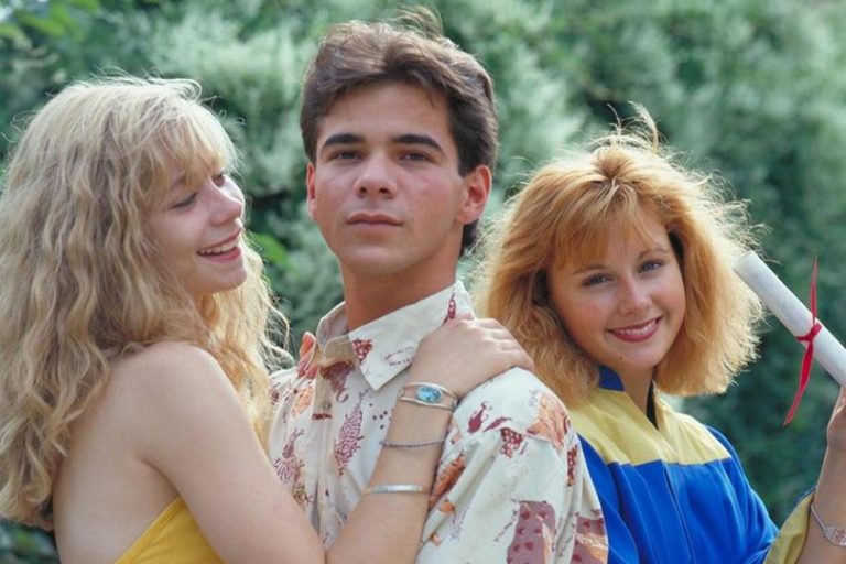 Degrassi Streaming Dump Offers Nostalgic Celebration Of A Truly ...