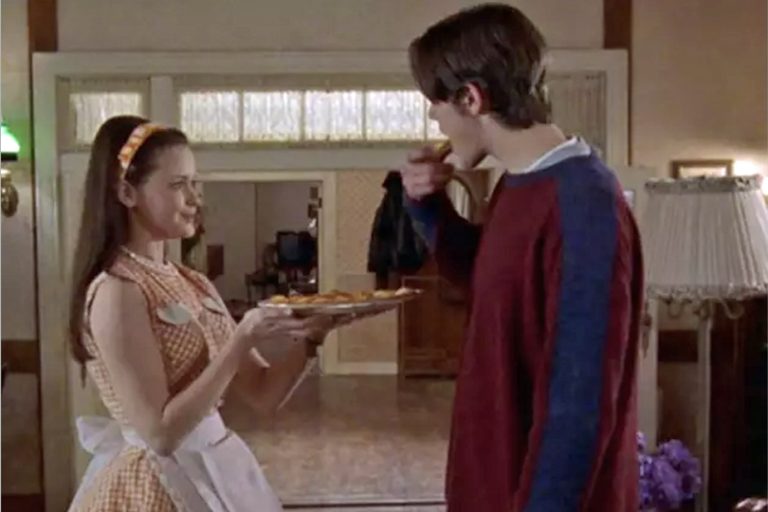 Gilmore Girls, Season 1, Episode 14 Recap: That Damn Donna Reed - 29Secrets