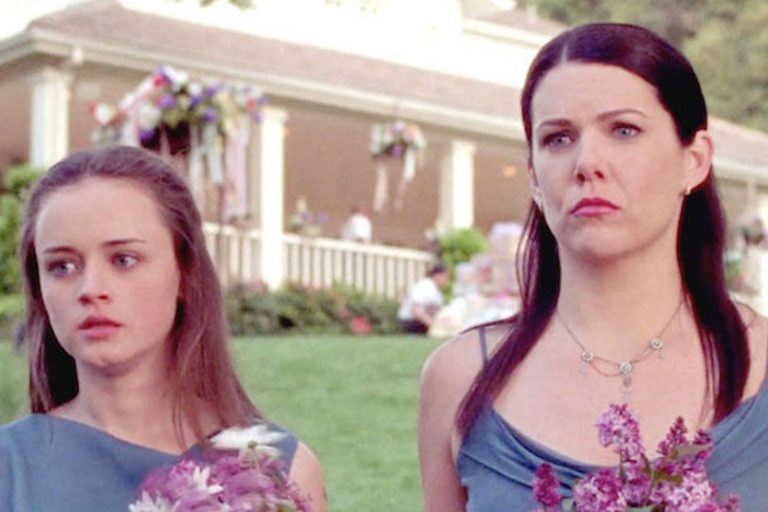 Gilmore Girls, Season 7, Episode 22 Recap: Bon Voyage - 29Secrets