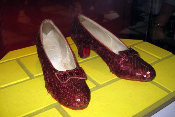 THE STORY OF: Dorothy’s Ruby Slippers From The Wizard Of Oz - 29Secrets