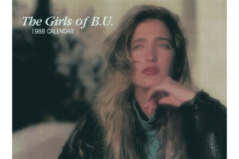 THE STORY OF: Carolyn Bessette-Kennedy’s Narciso Rodriguez Wedding Gown ...