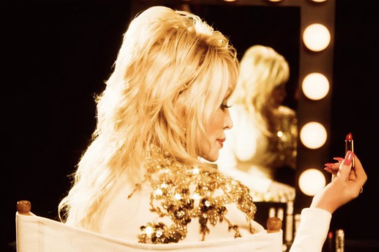 Dolly Parton Launches Her Own Beauty Brand, Dolly Beauty - 29Secrets