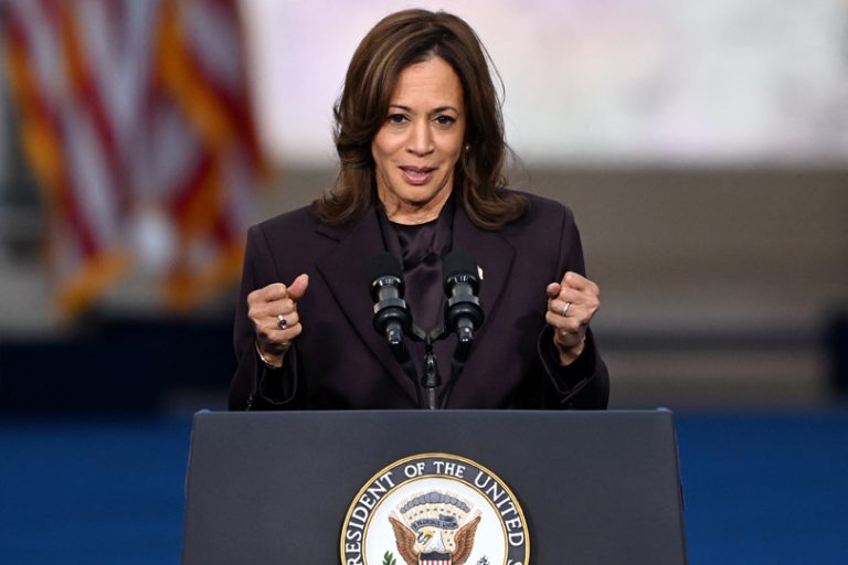 The Significance Of The Dark Purple Suit Kamala Harris Wore To Deliver ...