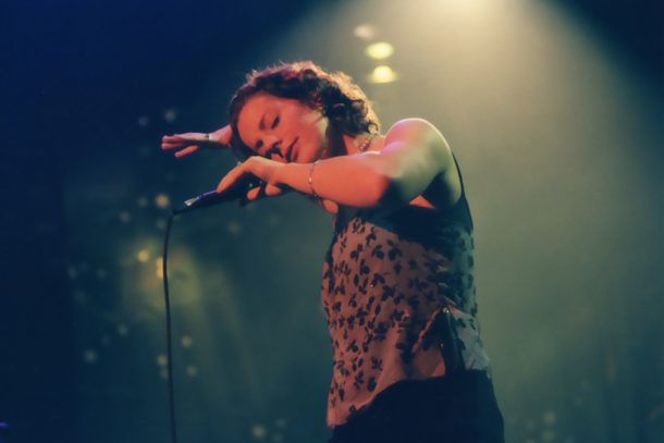 'Lilith Fair: Building A Mystery' Takes Viewers Backstage Of The '90s ...